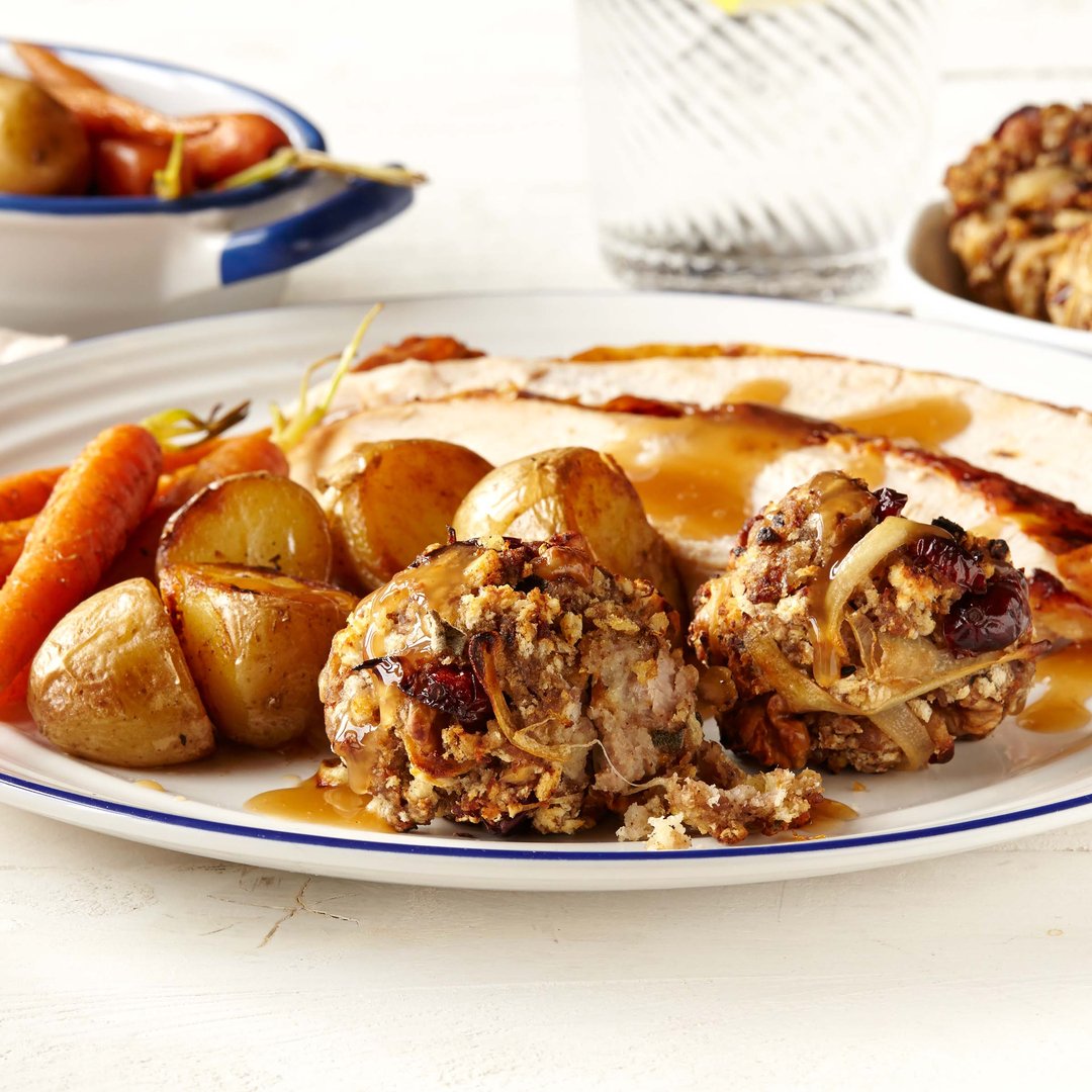 Classic Thanksgiving Turkey Stuffing by Best Foods® and Hellmann's ...