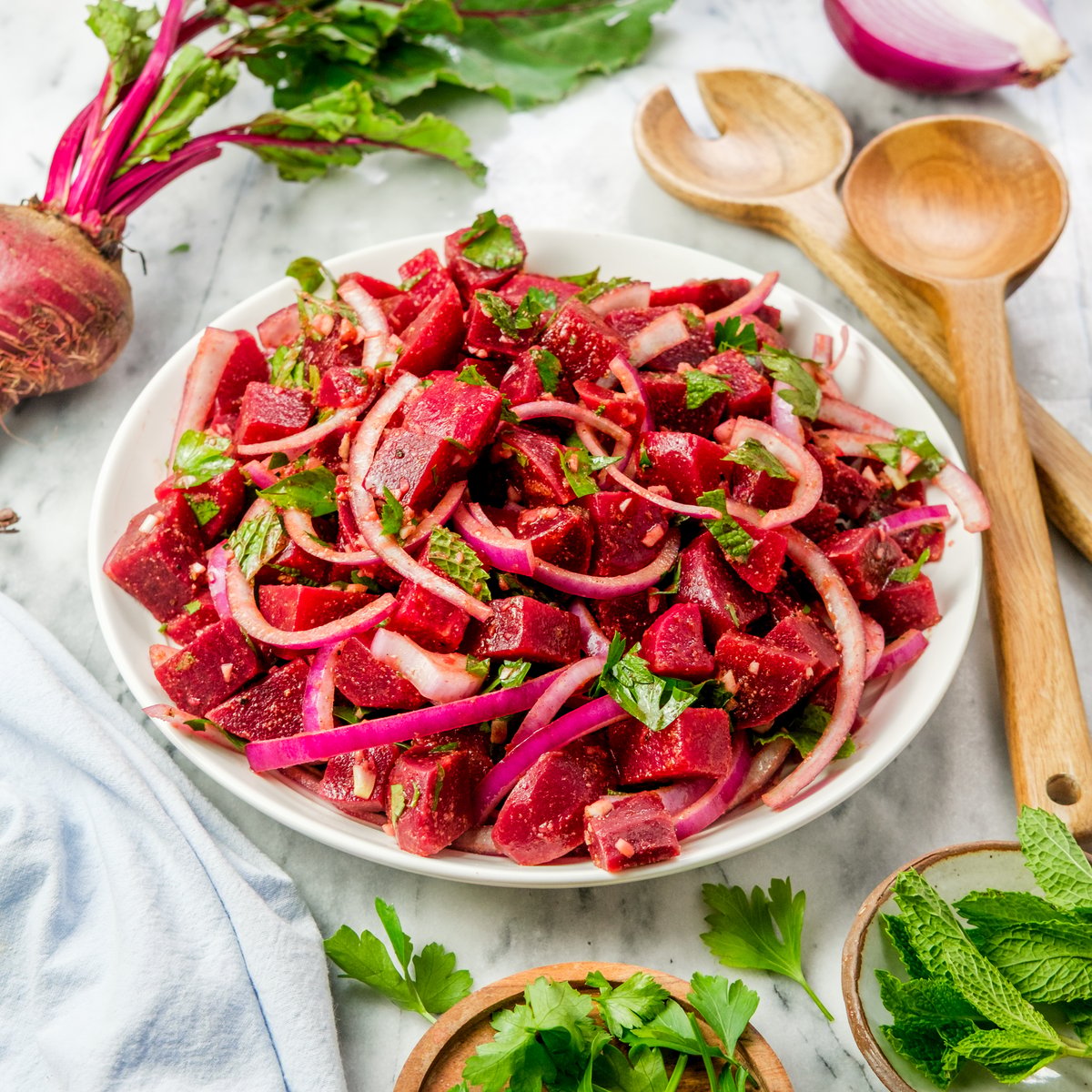 Moroccan Beet Salad (Salada de Barba) with Red Onion, Parsley & Mint ...