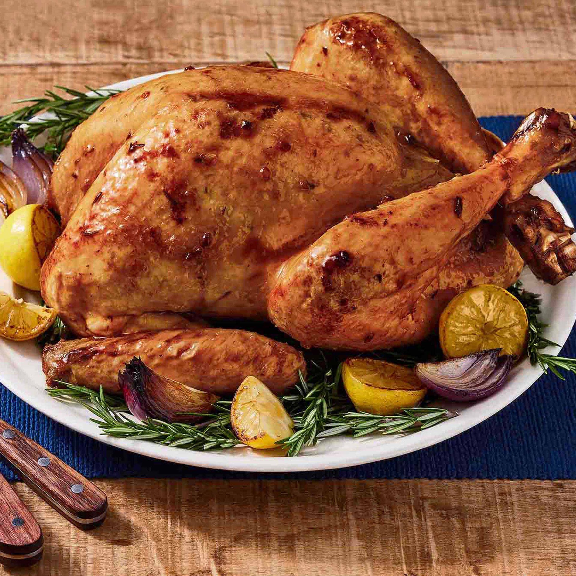 Perfectly Juicy Thanksgiving Roasted Turkey by Best Foods® and Hellmann ...