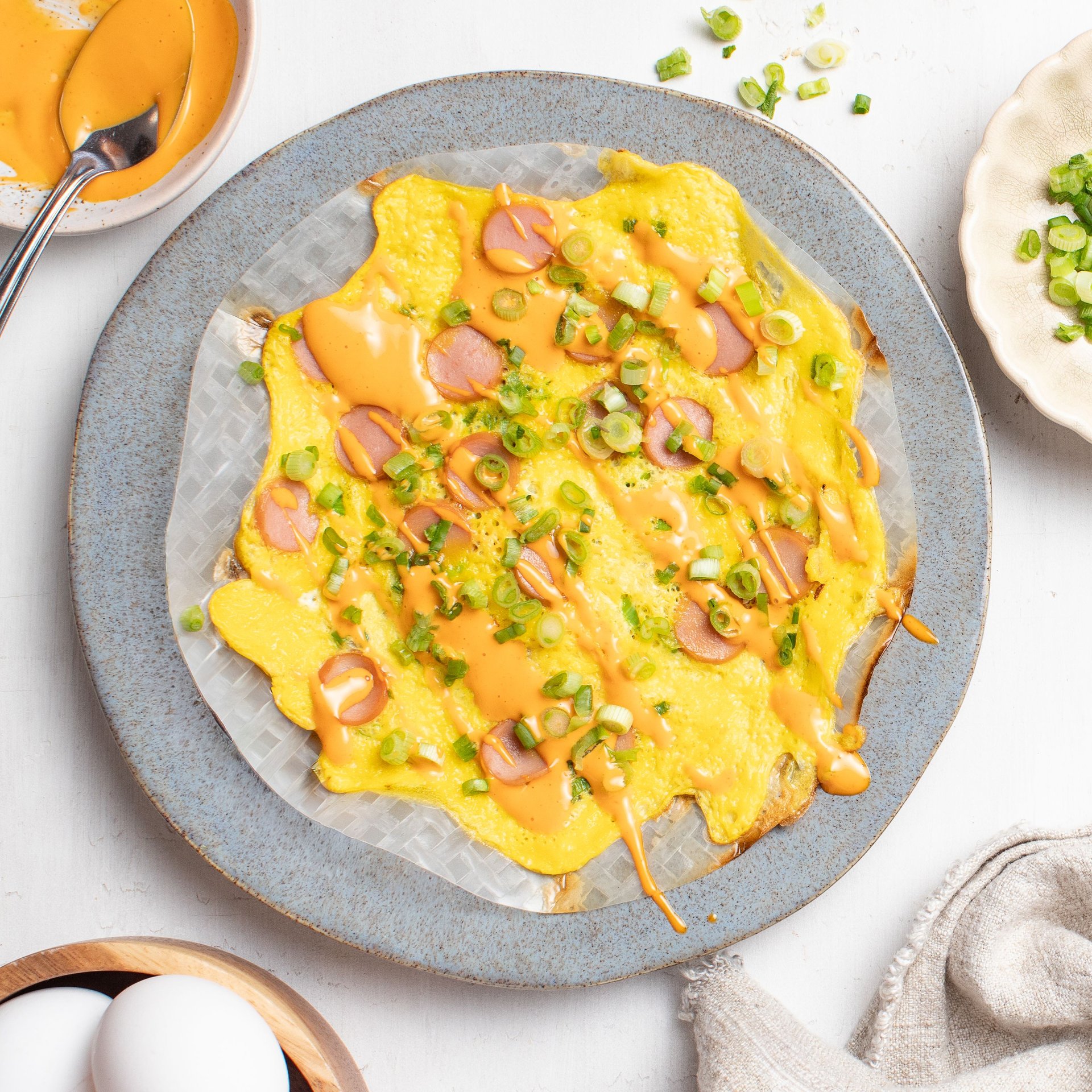 Vietnamese "Pizza" on Rice Paper with Egg, Hot Dogs, Green Onions ...