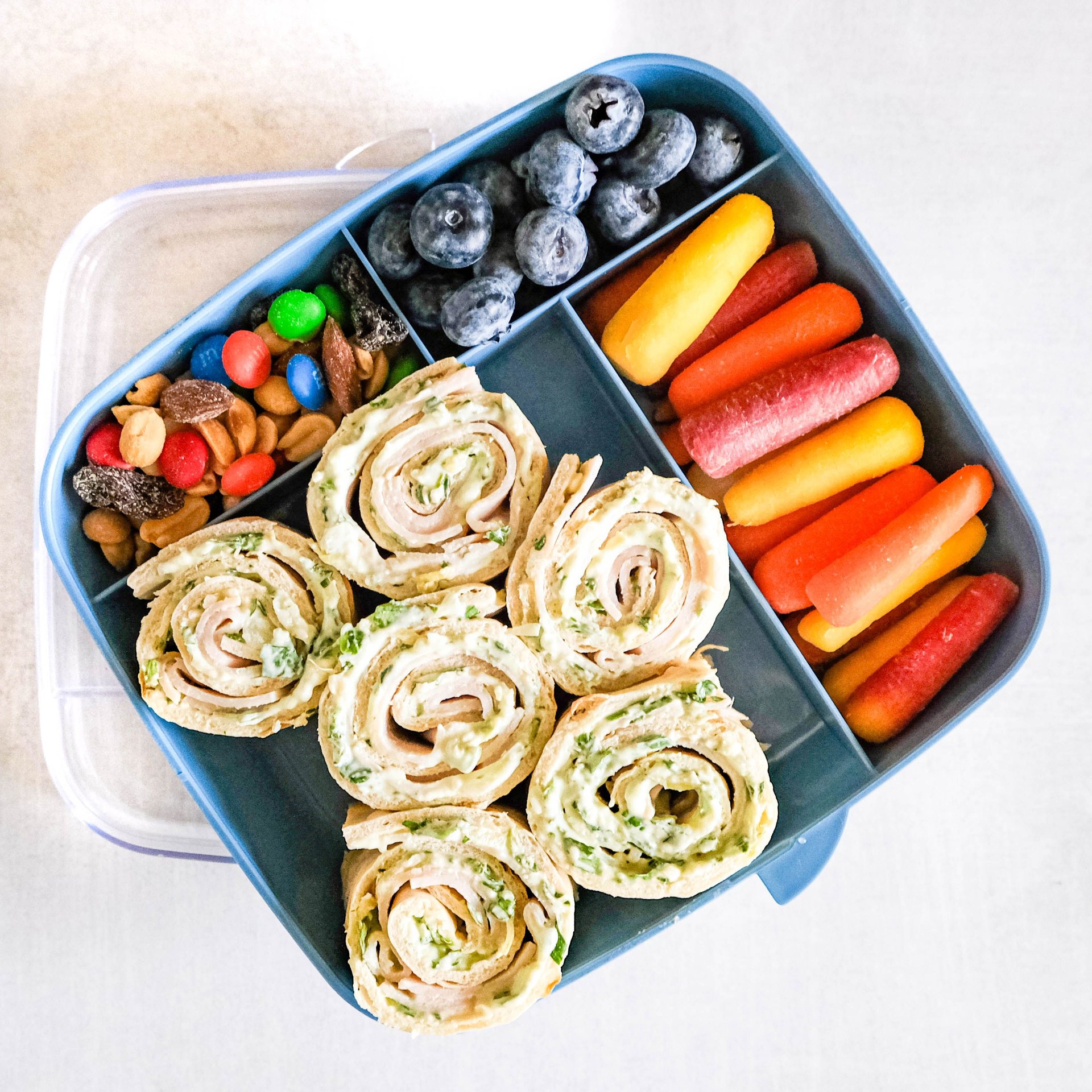 Turkey-Spinach Dip Pinwheel Bento Box with Rainbow Carrots, Blueberries ...