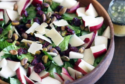 Pear Pistachio Salad with Lemon-Poppy Seed Dressing | Albertsons