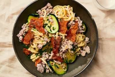 Aglio e Olio Spaghetti with Sausage, Zucchini, and Parmesan | Safeway