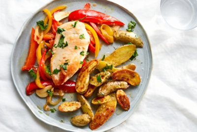 Chicken Peperonata with Roasted Fingerling Potatoes | Safeway