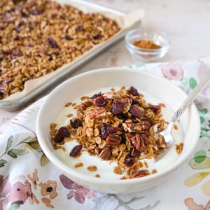 Homemade Pumpkin Spice Granola with Cranberries & Pecans | Vons
