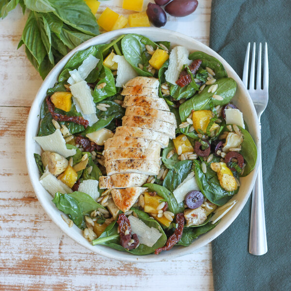 Chicken Spinach Salad with Orzo Pasta, Artichokes, Olives & Parmesan | Vons