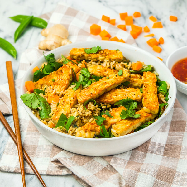 Tempeh over Spicy Egg Fried Rice with Snap Peas, Carrots & Cilantro ...